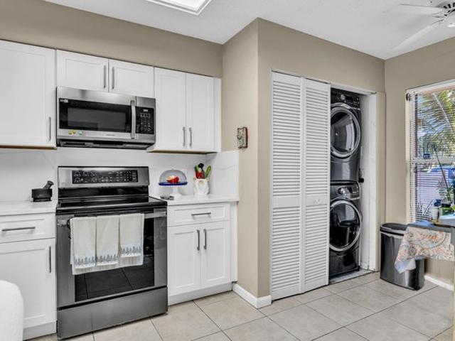 14527 Bonaire Blvd Apt 101, Delray Beach, FL 33446