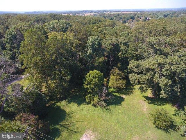 14524 Old York Rd, Phoenix, MD 21131