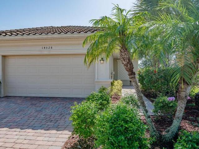 14528 Grapevine Dr, Naples, FL 34114