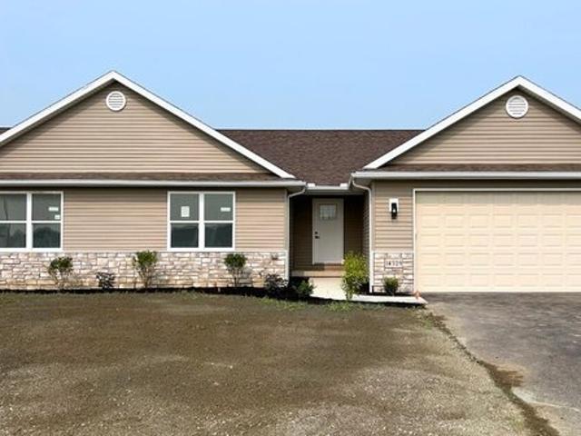 14529 Dexter Falls Rd, Perrysburg, OH 43551