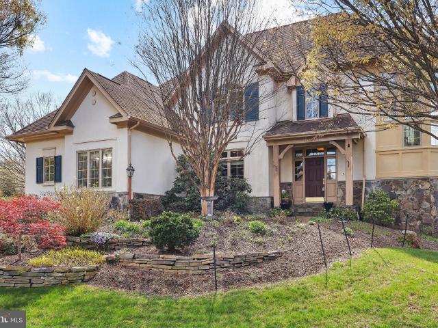 1452 Carrington Ridge Ln, Vienna, VA 22182 | Compass