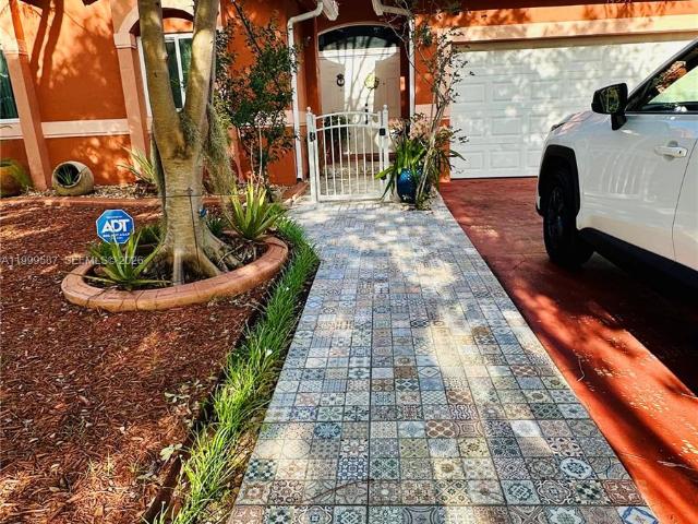 14531 SW 160th Ct, Miami, FL 33196 | MLS #A11999