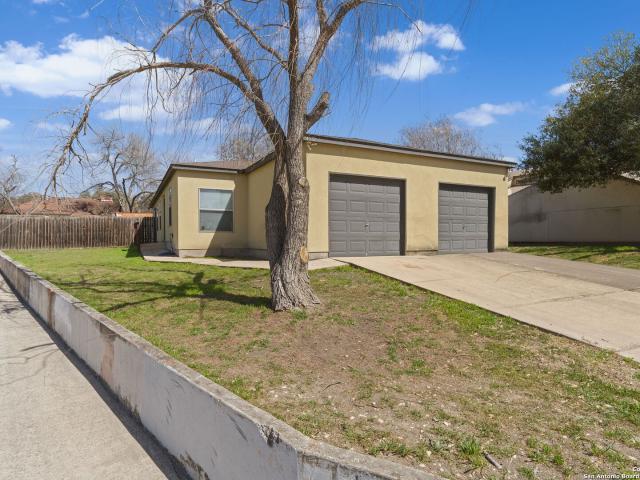 14532 Clovelly Wood, San Antonio, TX 78233 | MLS #1956 | Compass