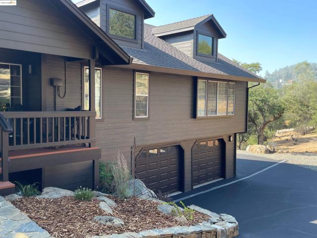 14535 Lake Vista Drive
