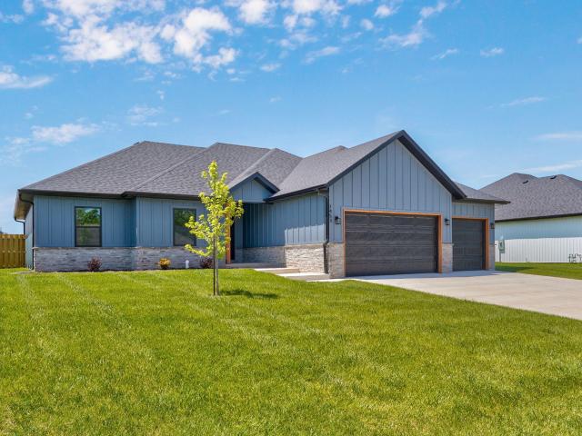 1453 N Collins Drive