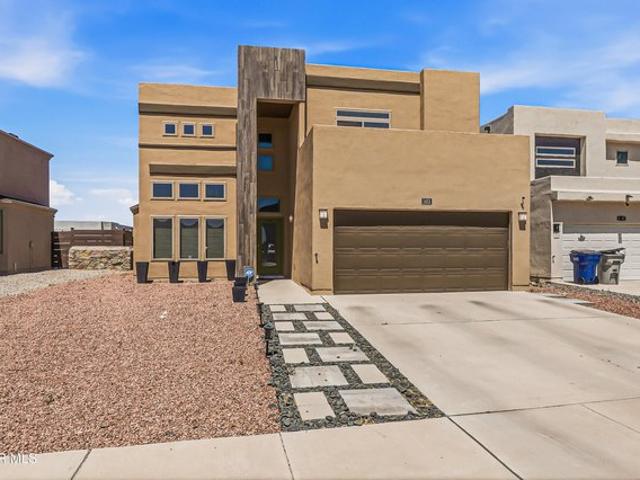 1453 Dominic Anakin Dr, El Paso, TX 79928