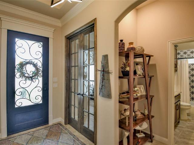 1453 Highland Park Circle