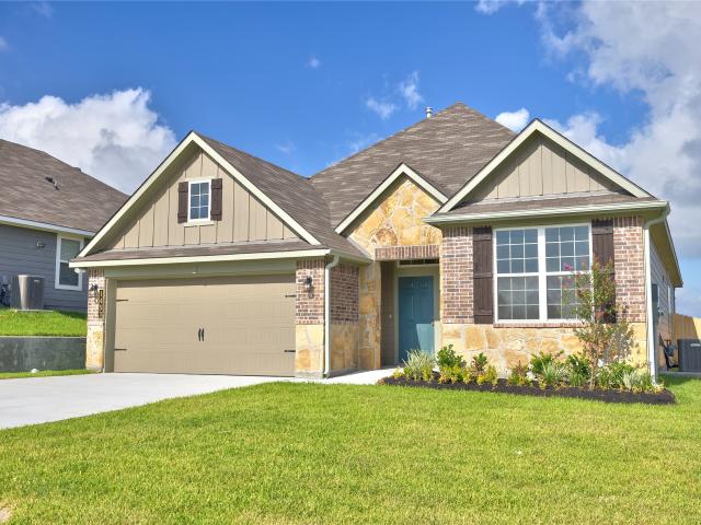 1453 Lake Ridge Drive
