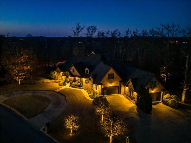 1453 Le Chesnay Drive