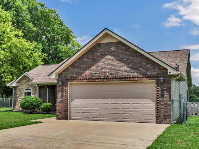 1453 Rustys Ln