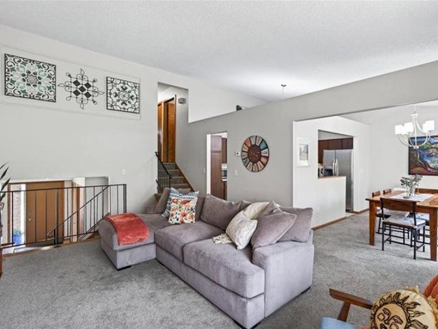 1453 th Pl N, Plymouth, MN 55446