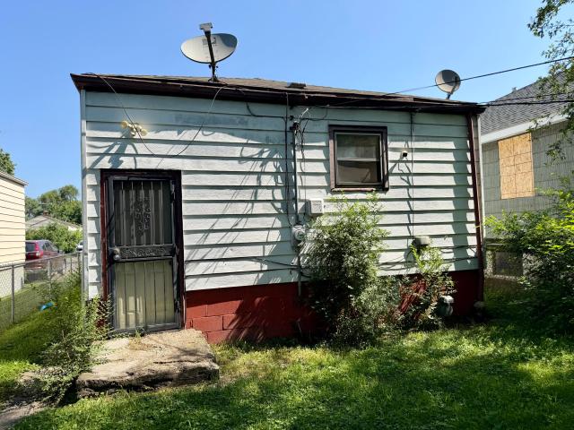 1453 W 17th Avenue