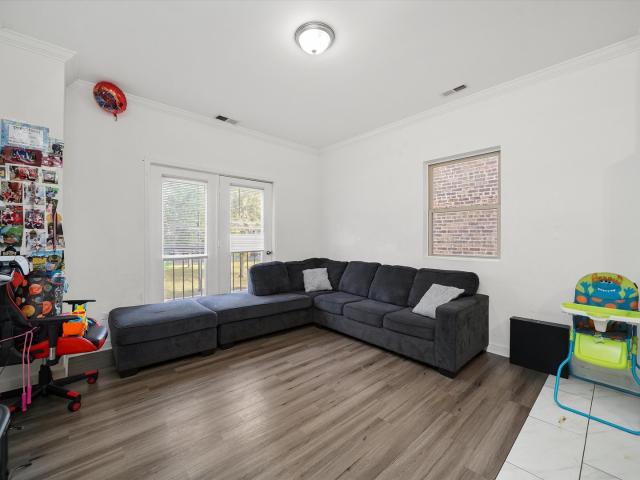 1453 W Garfield Blvd, Unit 2, Chicago, IL 60636 | MLS #12495 | Compass