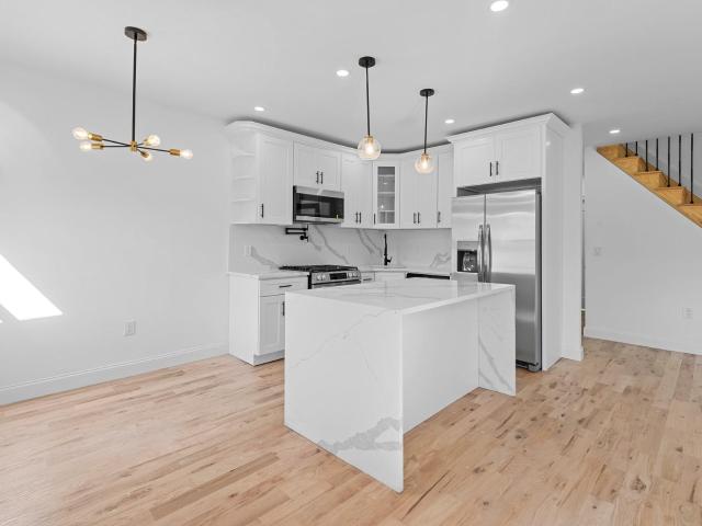 145 33 th Street