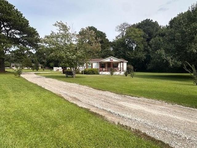 145 County Road 1120, Maud, TX 75567