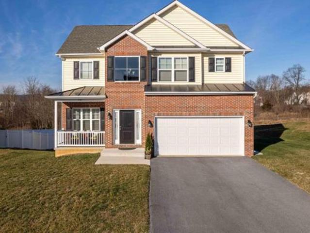 145 Constellation Rd, Inwood, WV 25428