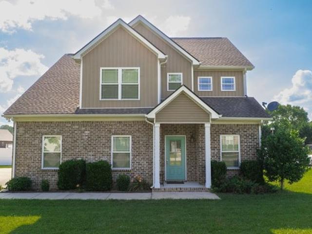 145 Cooper Place Dr, Manchester, TN 37355
