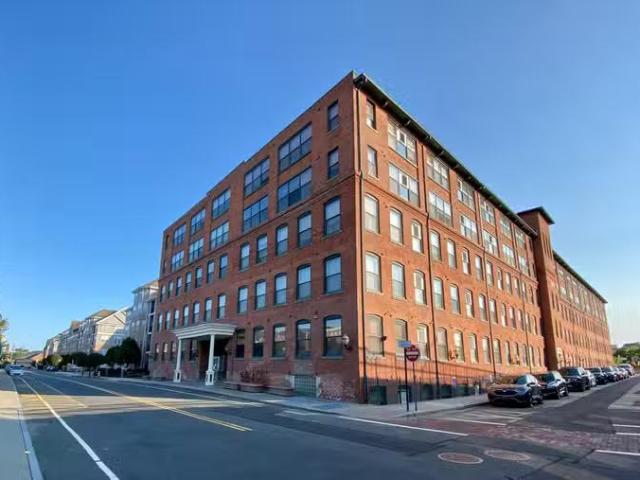 145 Canal St E, Unit 301, Shelton, CT 06484 MLS #24103010
