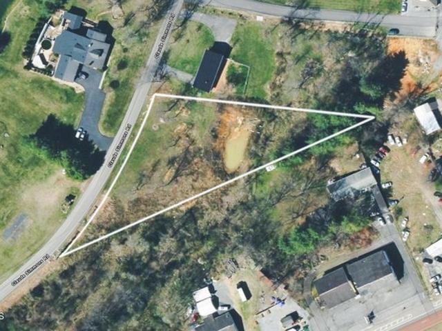 145 Claude Simmons Rd, Johnson City, TN 37604