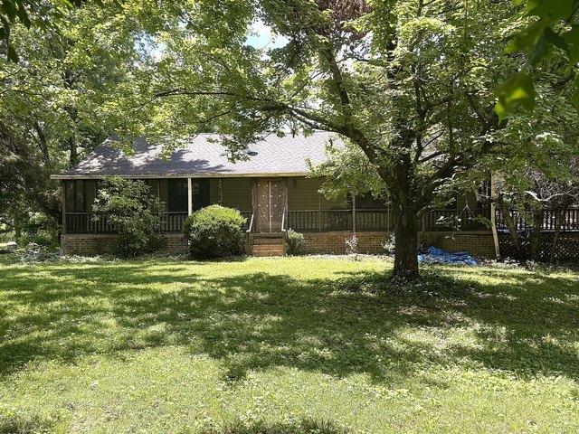 145 Crenshaw Rd, Bethpage, TN 37022