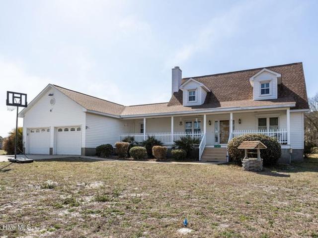 145 Alston Ave, Newport, NC 28570