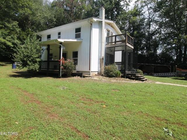 145 Apple Tree Dr, Oliver Springs, TN 37840