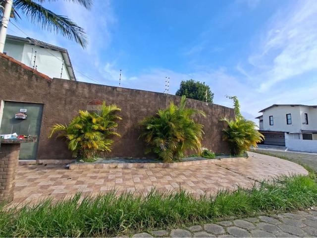 145 Área Útil Casa Alugar, 3 Dormitórios localizado em Av. Pe Anchieta, 6412, Jardim Peruíbe, Peruíbe, São Paulo, 11771402 | Brasil