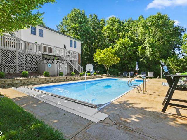 145 Bailliere Drive