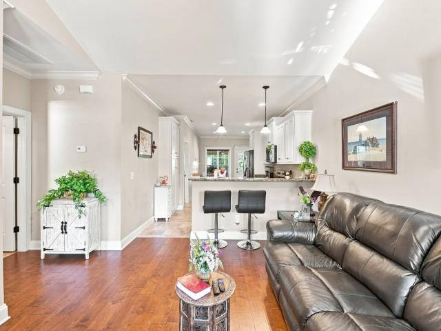 145 Belle Chase Way NE