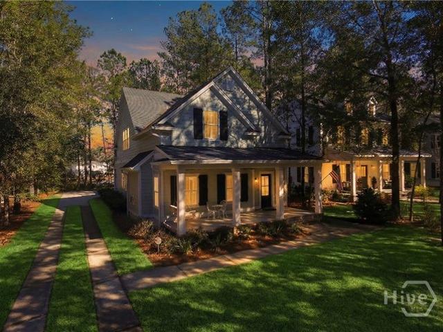 145 Blackjack Oak Dr E, Richmond Hill, GA 31324