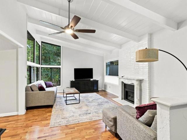 145 Brook Lane