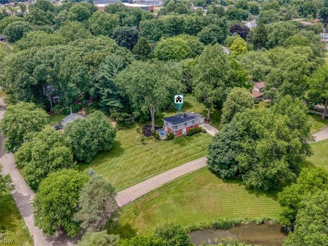 145 Brookdell Drive NW