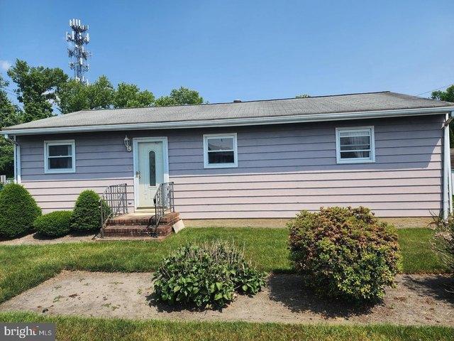 145 Gantt Ave, Woodbury Heights, NJ 08097