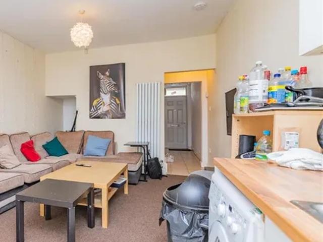 145 Dawlish Road, Metchley, B29 7AH, United Kingdom | 7 bed house for rent #133648647 | Rentberry