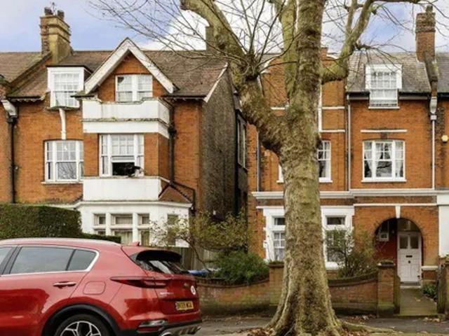145 Dartmouth Road, London, NW2 4EN, United Kingdom | 2 bed apartment for rent #137931386 | Rentberry