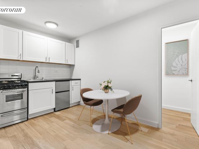 145 E 15TH Street 2D
