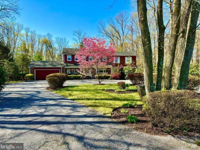 145 E Weymouth Rd, Buena, NJ 08310