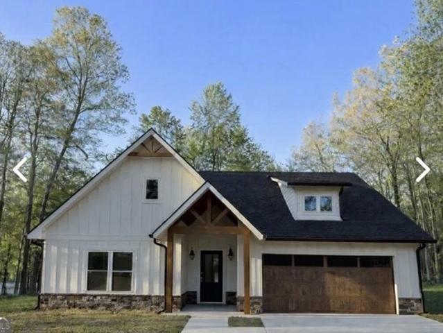 145 Foothills Dr, Murrayville, GA 30564