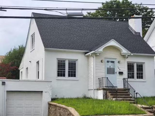 145 Frost Road, Waterbury, CT 06705 658612737