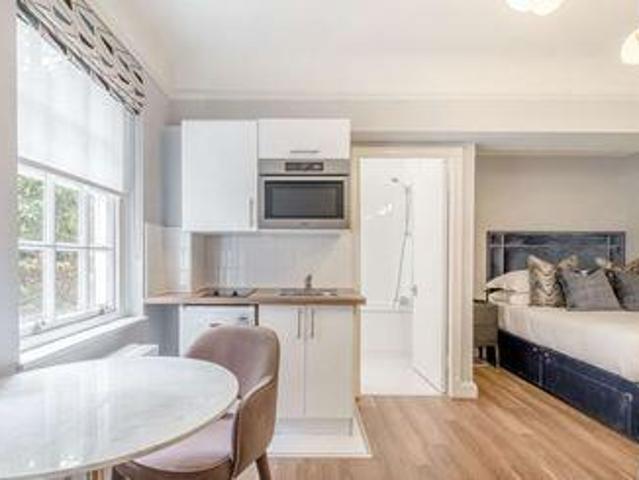 145 Fulham Road, Chelsea, London Studio to rent £2,384 pcm £550 pw