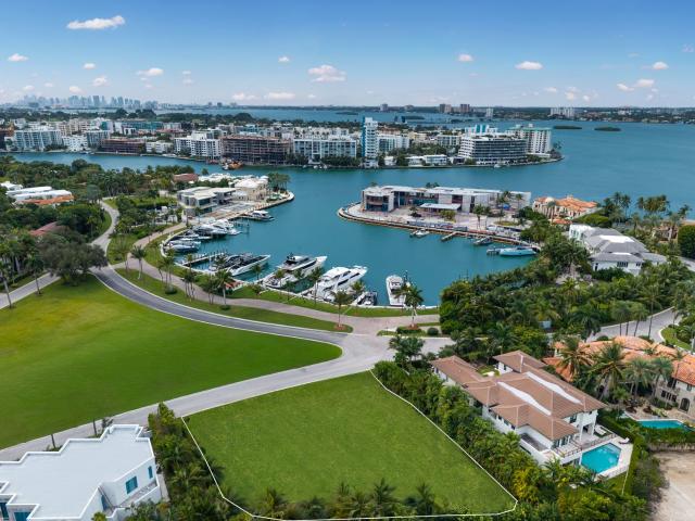 145 Harbour Way, Bal Harbour, US, FL