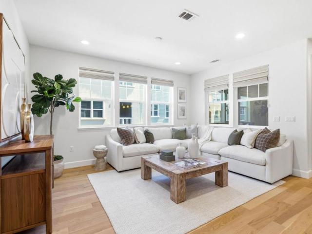 145 Ivory Palm Terrace
