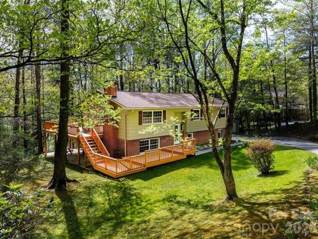 145 Jeter Mountain Rd, Hendersonville, NC 28739