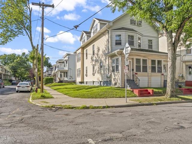 145 Ontario St, Albany, NY 12206