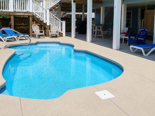 145 Ocean Boulevard W