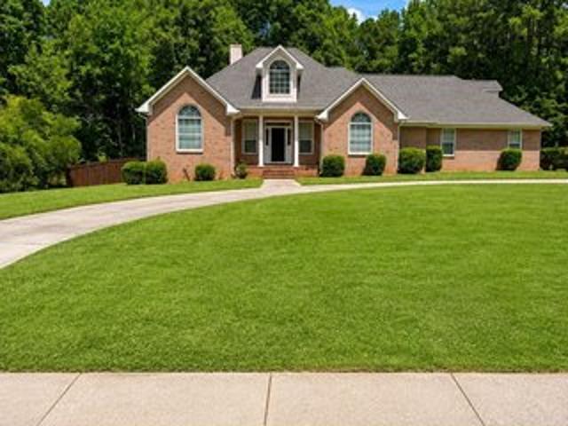 145 Lofty Eagle Ln, Fayetteville, GA 30214