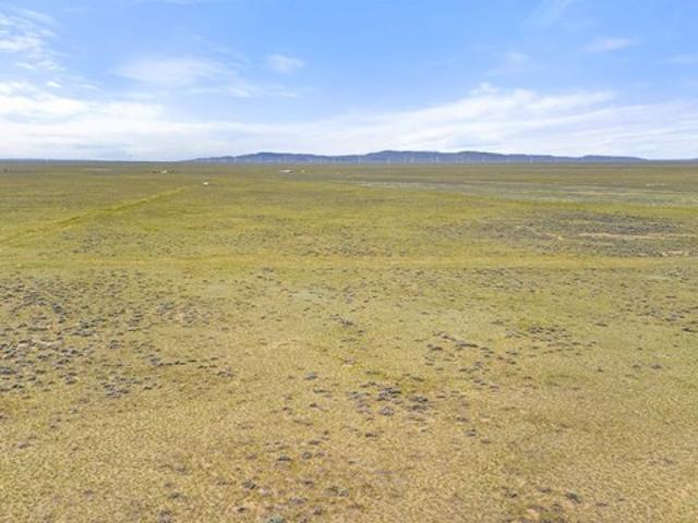 145 Man War Dr, Medicine Bow, WY 82329