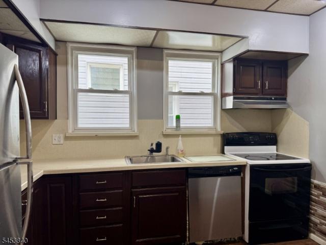 145 Maple St # 11