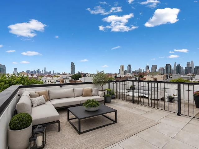 145 McGuinness Blvd, Brooklyn, NY