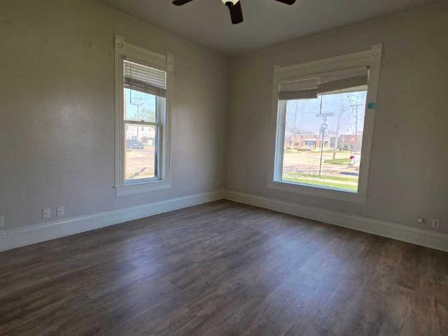 145 N Kealy St 1 Bedroom Apartment for Rent at 145 N Kealy Ave, Lewisville, TX 75057